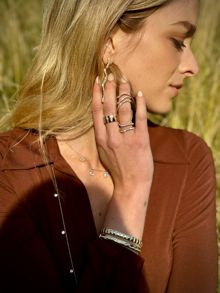 Alma Dos Rios Diamond 5 Charm Necklace – Graziela Gems